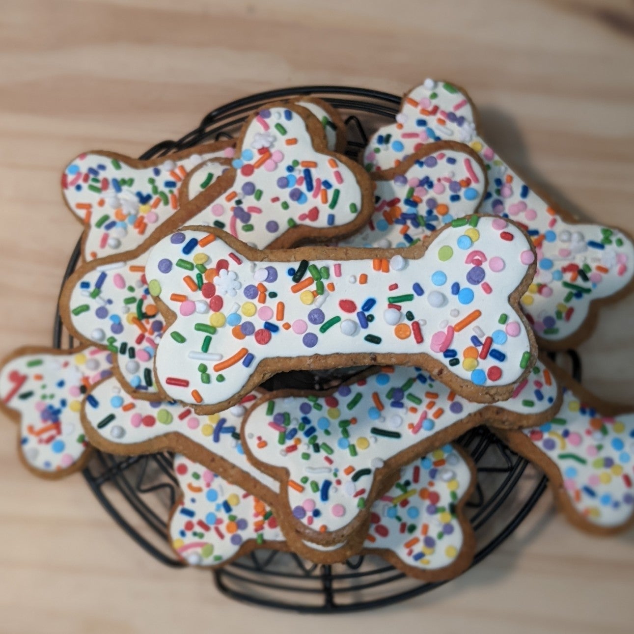 Cookie set - Birthday Bones | MaiRo & Co Dog Treat Bakery